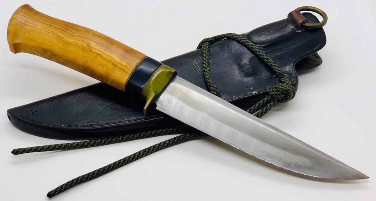 Couteau fixe artisanal de Leonid Evdokimov - olivier
