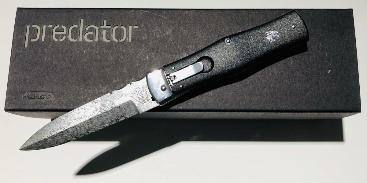 COUTEAU AUTOMATIQUE MIKOV PREDATOR MANCHE SYNTHÉTIQUE LAME DAMAS